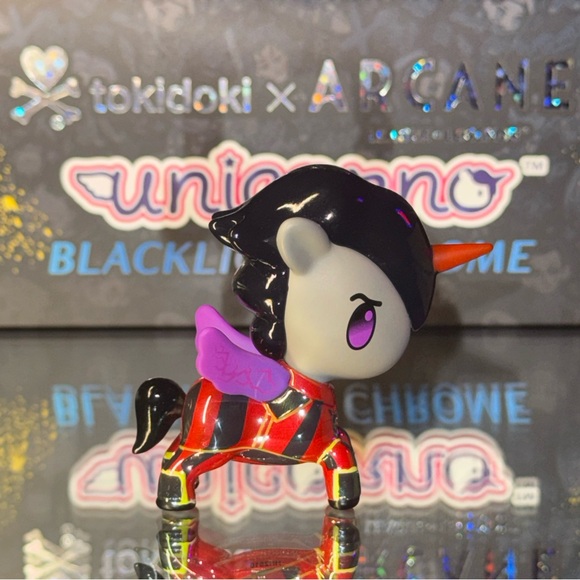 tokidoki | Toys | Tokidoki Silco Unicorno From Arcane Blacklight Chrome ...
